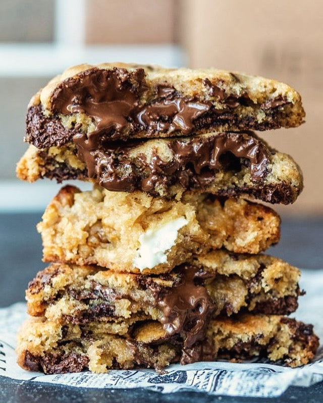 NEW YORK STYLE COOKIES – velvetbakery